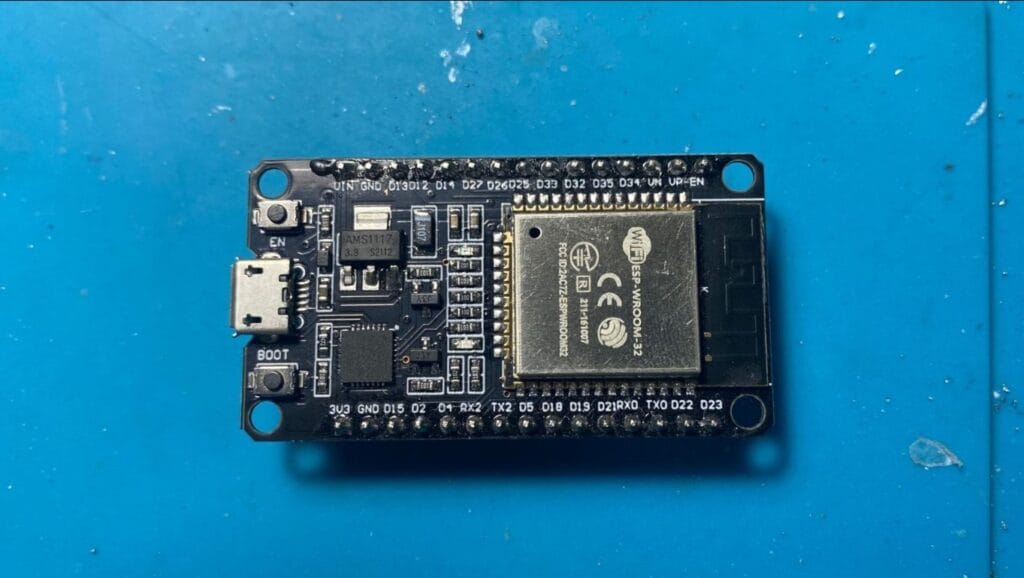 🧑‍💻 ESP32 Kullanımı - Esp32'ye Nasıl Kod Atılır? - Robo90 - Blog